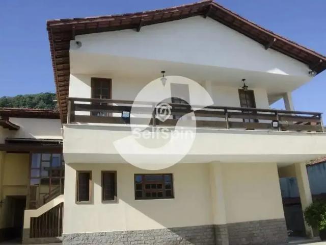 Casa / Sobrado para Locação em Niterói/RJ Itaipu 8 Quartos