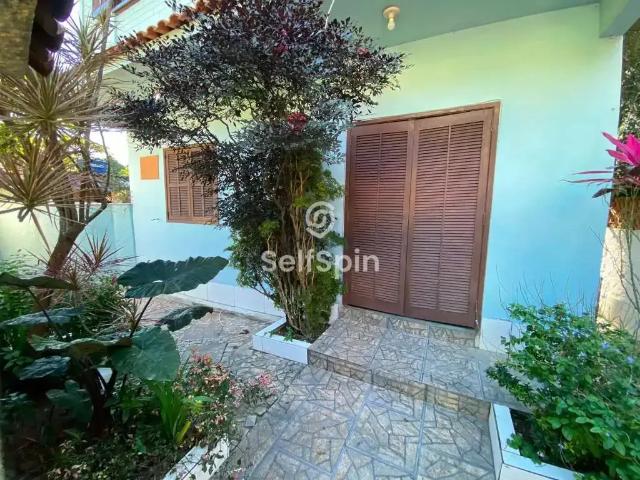 Casa / Sobrado para Locação em Niterói/RJ Jurujuba 1 Quartos