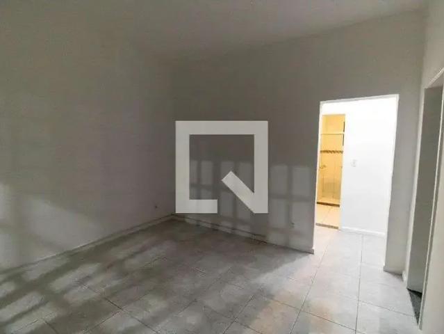 Casa / Sobrado para Locação em Niterói/RJ Piratininga 2 Quartos
