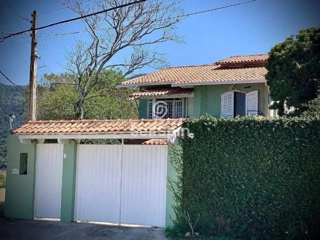 Casa / Sobrado para Locação em Niterói/RJ Piratininga 6 Quartos