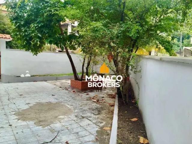 Casa / Sobrado para Locação em Niterói/RJ Ponta D'Areia 5 Quartos