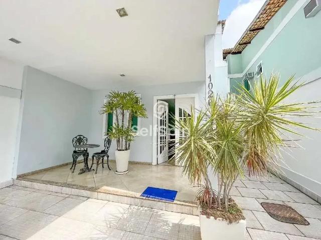 Casa / Sobrado para Locação em Niterói/RJ São Francisco 4 Quartos