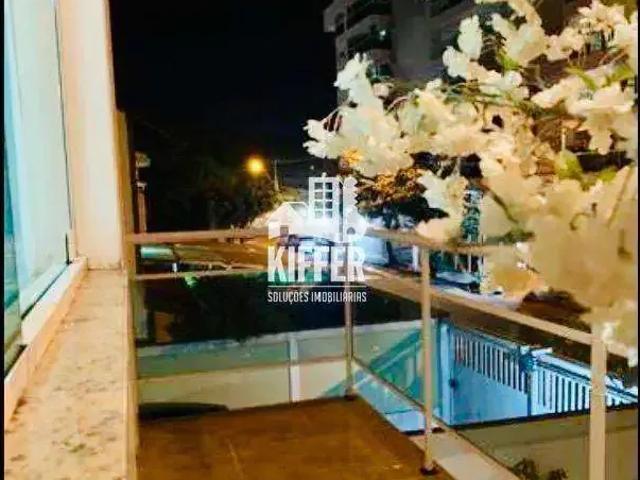 Casa / Sobrado para Locação em Niterói/RJ São Francisco 4 Quartos