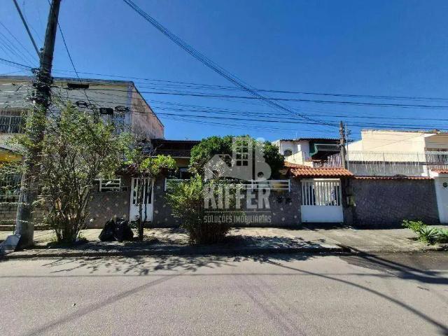 Casa / Sobrado para Locação em Niterói/RJ São Francisco 4 Quartos