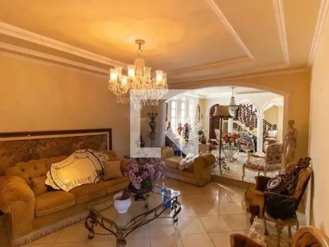 Casa / Sobrado para Locação em Niterói/RJ São Francisco 5 Quartos