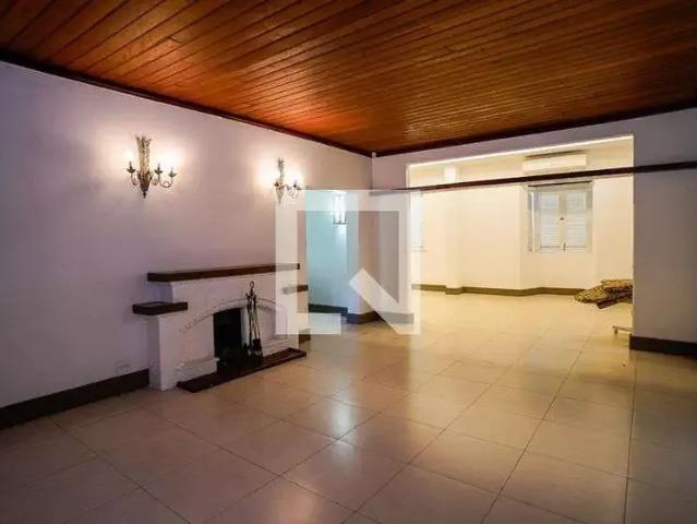 Casa / Sobrado para Locação em Niterói/RJ Vila Progresso 3 Quartos