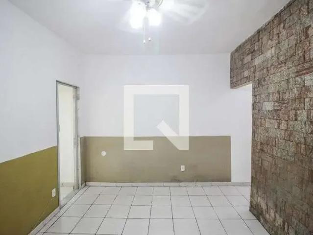 Casa / Sobrado para Locação em Nilópolis/RJ Cabral 3 Quartos