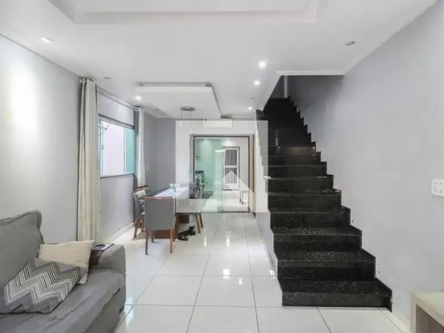 Casa / Sobrado para Locação em Nilópolis/RJ Centro 2 Quartos