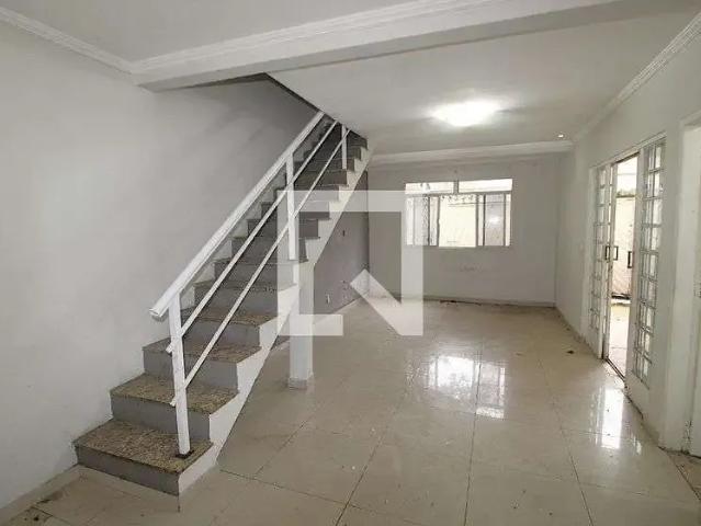 Casa / Sobrado para Locação em Nilópolis/RJ Da Mina 3 Quartos