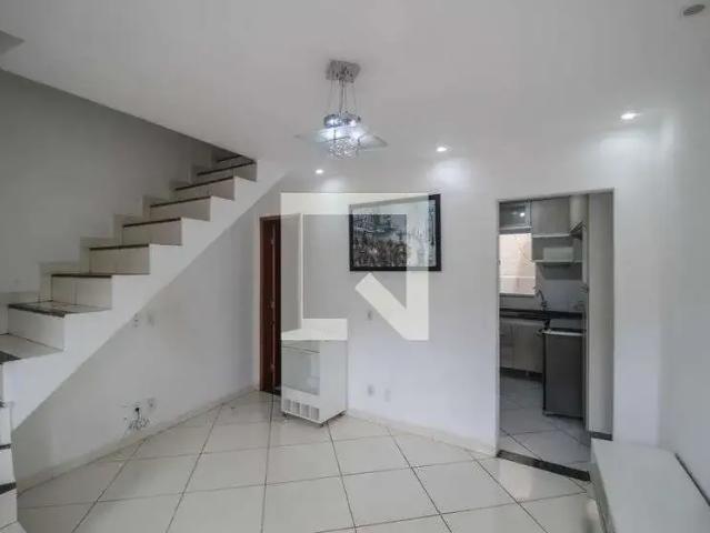 Casa / Sobrado para Locação em Nilópolis/RJ Nossa Senhora de Fátima 2 Quartos