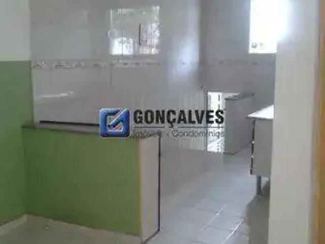 Casa / Sobrado para Locação em São Bernardo do Campo/SP Alvarenga 2 Quartos