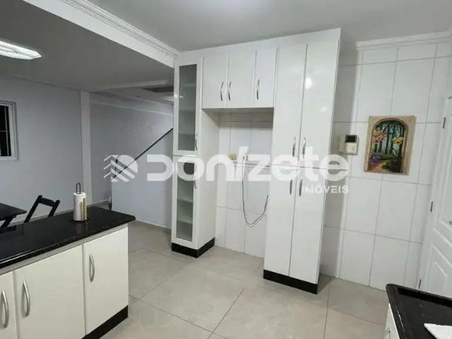 Casa / Sobrado para Locação em São Bernardo do Campo/SP Alves Dias 3 Quartos