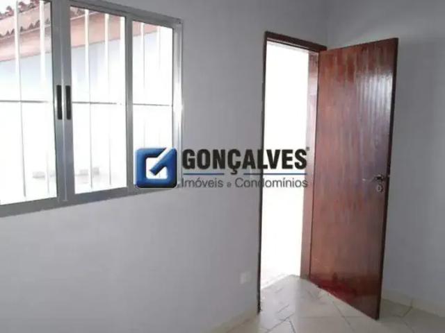 Casa / Sobrado para Locação em São Bernardo do Campo/SP Assunção 2 Quartos