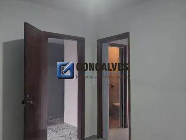 Casa / Sobrado para Locação em São Bernardo do Campo/SP Independência 2 Quartos