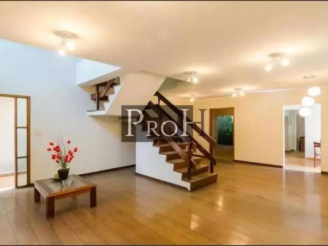Casa / Sobrado para Locação em São Bernardo do Campo/SP Jardim do Mar 4 Quartos