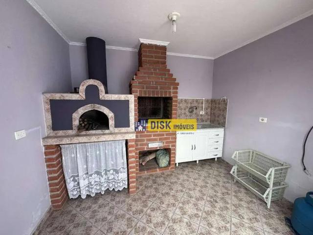 Casa / Sobrado para Locação em São Bernardo do Campo/SP Nova Petrópolis 3 Quartos
