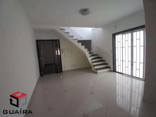Casa / Sobrado para Locação em São Bernardo do Campo/SP Nova Petrópolis 3 Quartos