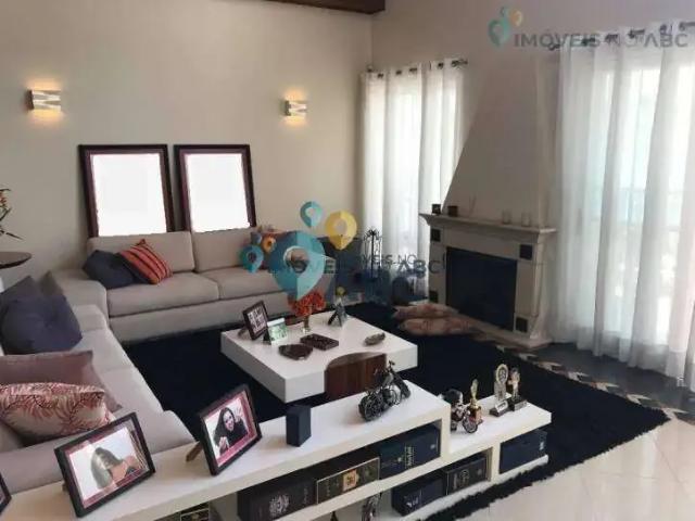 Casa / Sobrado para Locação em São Bernardo do Campo/SP Parque dos Pássaros 5 Quartos