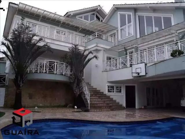 Casa / Sobrado para Locação em São Bernardo do Campo/SP Parque dos Pássaros 6 Quartos