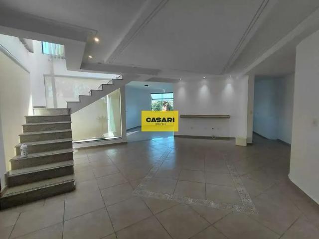 Casa / Sobrado para Locação em São Bernardo do Campo/SP Parque Espacial 3 Quartos