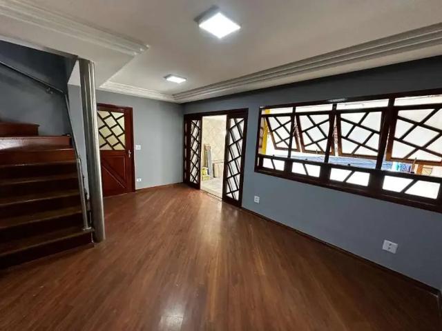 Casa / Sobrado para Locação em São Bernardo do Campo/SP Vila Jordanópolis 6 Quartos