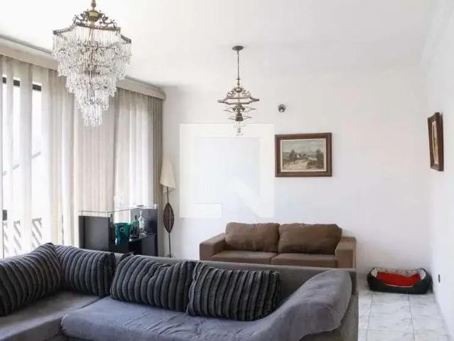 Casa / Sobrado para Locação em São Caetano do Sul/SP Santa Maria 3 Quartos