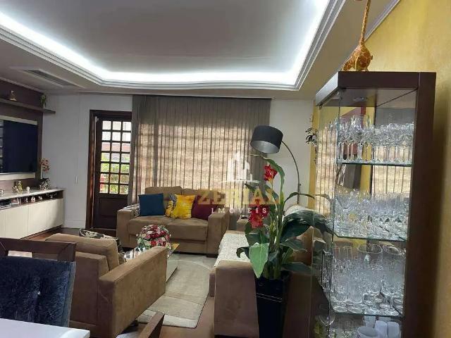 Casa / Sobrado para Locação em São Caetano do Sul/SP Santa Maria 4 Quartos