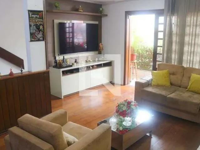 Casa / Sobrado para Locação em São Caetano do Sul/SP Santa Maria 4 Quartos