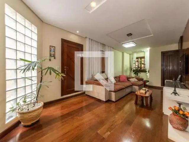 Casa / Sobrado para Locação em São Caetano do Sul/SP Santa Paula 3 Quartos