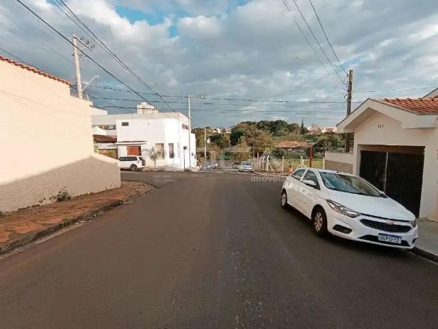 Casa / Sobrado para Locação em São Carlos/SP Centreville 2 Quartos