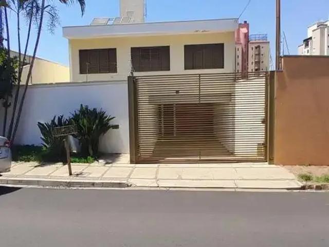 Casa / Sobrado para Locação em São Carlos/SP Centro 4 Quartos