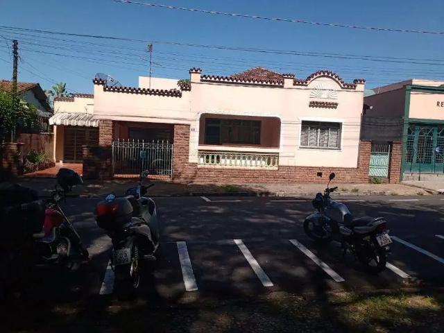 Casa / Sobrado para Locação em São Carlos/SP Centro 5 Quartos