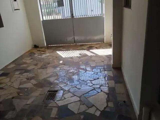 Casa / Sobrado para Locação em São Carlos/SP Centro 2 Quartos