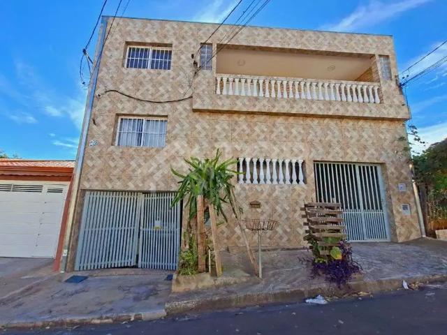 Casa / Sobrado para Locação em São Carlos/SP Cidade Aracy 2 Quartos