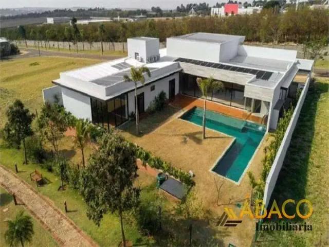 Casa / Sobrado para Locação em São Carlos/SP Condomínio Parque Residencial Damha lll 5 Quartos