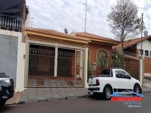 Casa / Sobrado para Locação em São Carlos/SP Jardim Brasil 3 Quartos