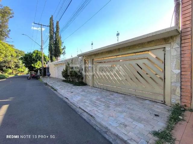 Casa / Sobrado para Locação em São Carlos/SP Jardim Cardinalli 4 Quartos