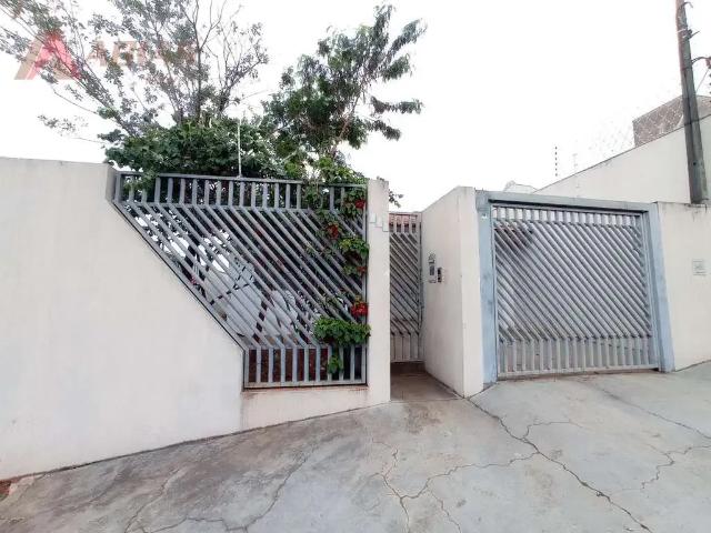 Casa / Sobrado para Locação em São Carlos/SP Jardim Hikare 3 Quartos