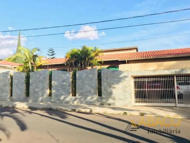 Casa / Sobrado para Locação em São Carlos/SP Jardim Macarengo 4 Quartos