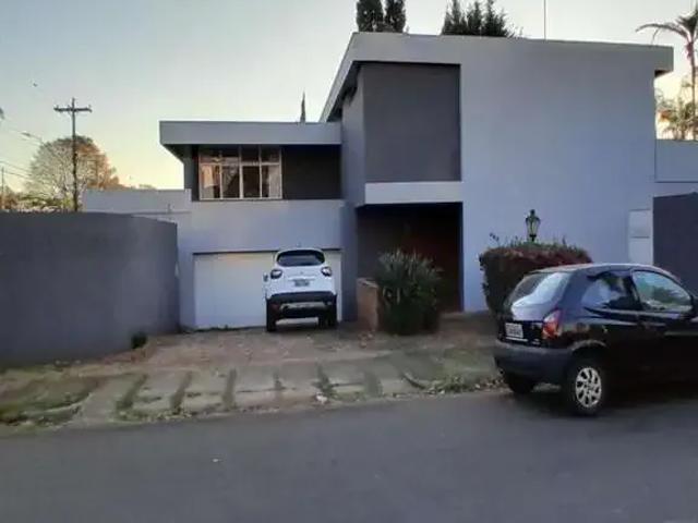 Casa / Sobrado para Locação em São Carlos/SP Jardim Paraíso 4 Quartos