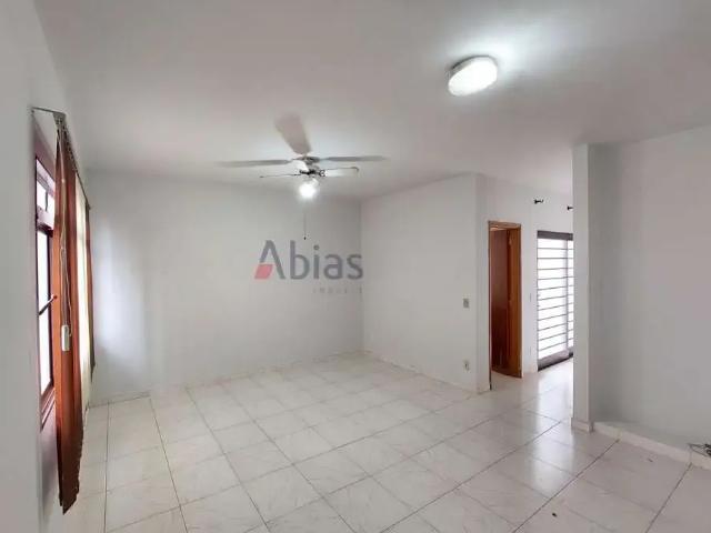 Casa / Sobrado para Locação em São Carlos/SP Jardim Santa Paula 3 Quartos