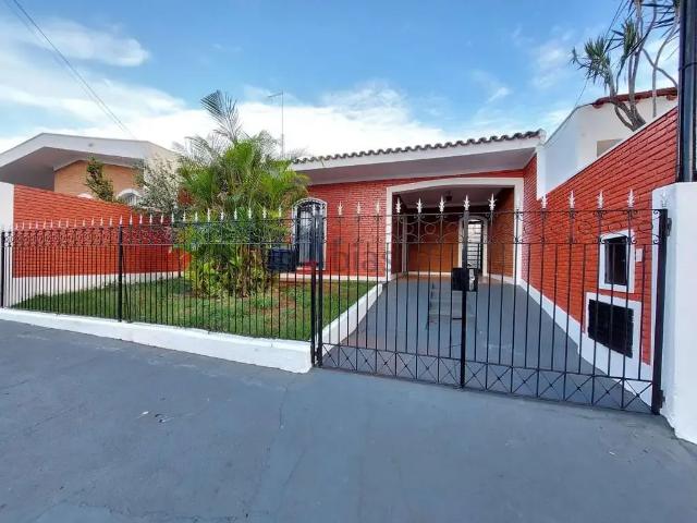 Casa / Sobrado para Locação em São Carlos/SP Jardim Santa Paula 3 Quartos