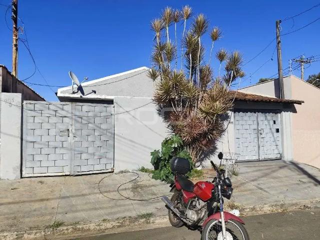 Casa / Sobrado para Locação em São Carlos/SP Parque Industrial 2 Quartos