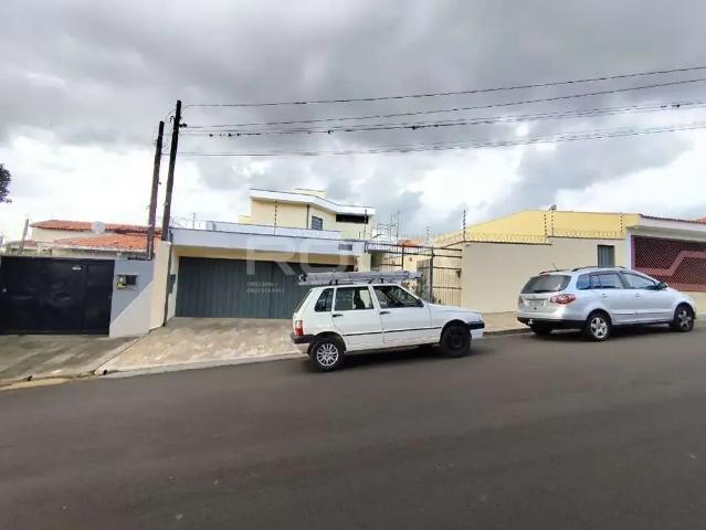 Casa / Sobrado para Locação em São Carlos/SP Parque Industrial 4 Quartos