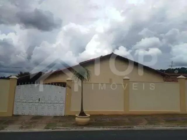 Casa / Sobrado para Locação em São Carlos/SP Residencial Samambaia 3 Quartos
