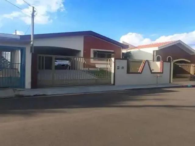 Casa / Sobrado para Locação em São Carlos/SP Vila Faria 3 Quartos