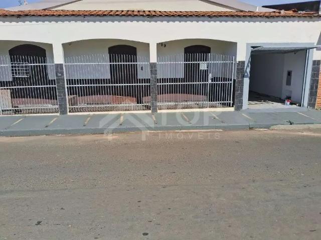 Casa / Sobrado para Locação em São Carlos/SP Vila São José 2 Quartos