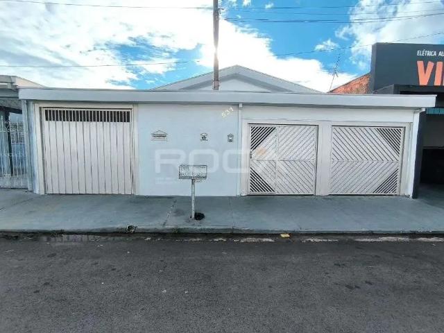 Casa / Sobrado para Locação em São Carlos/SP Vila São José 4 Quartos