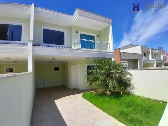 Casa / Sobrado para Locação em São Francisco do Sul/SC Água Branca 3 Quartos