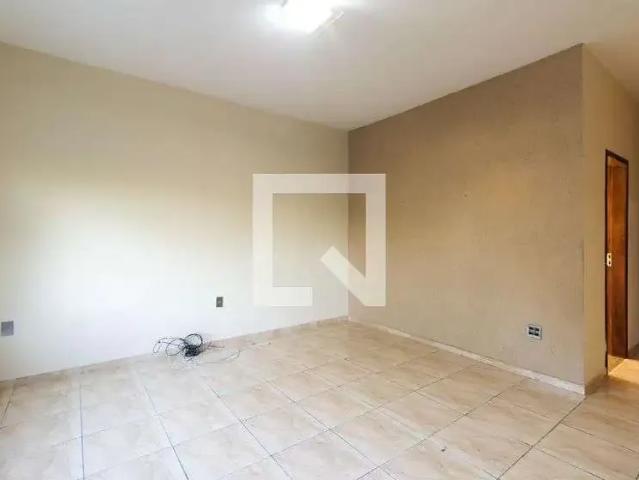 Casa / Sobrado para Locação em São Gonçalo/RJ Trindade 2 Quartos